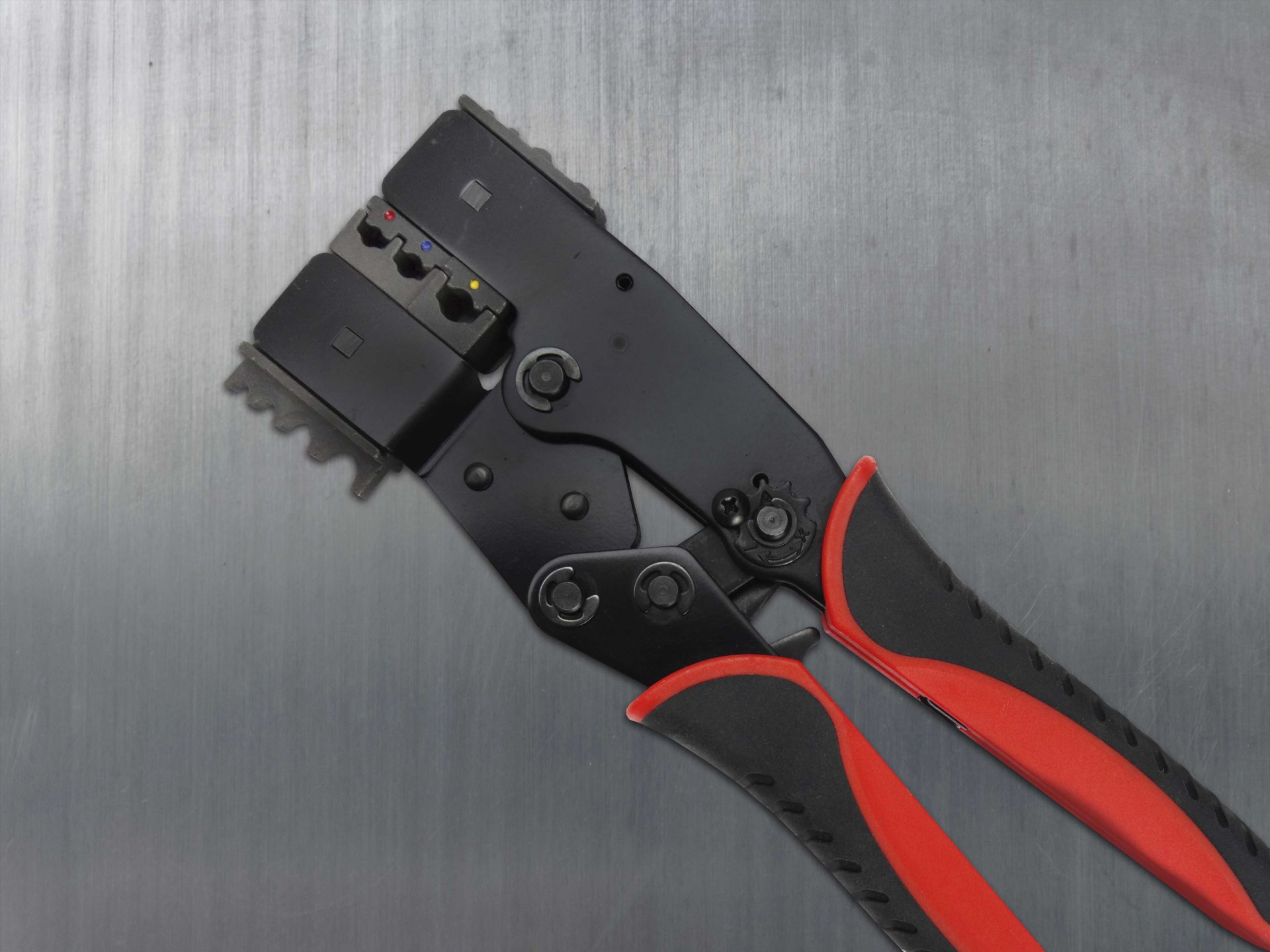 Twin Quick Change Ratchet Crimper Series Twin Quick Change Ratchet Crimper Series